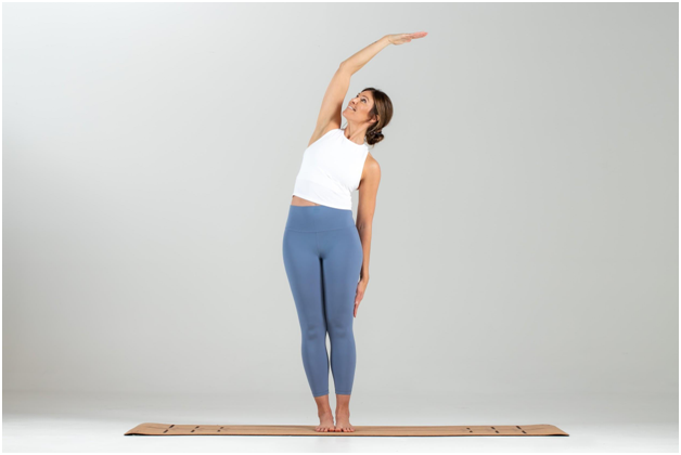 Simple Standing Side Stretch Guide For Beginners
