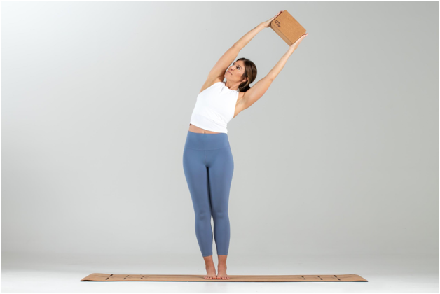 Simple Standing Side Stretch Guide For Beginners